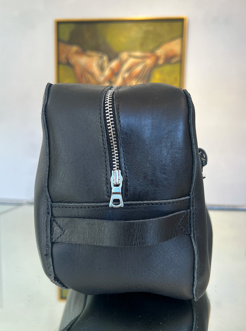 Black Dopp Kit – basilracuk.com